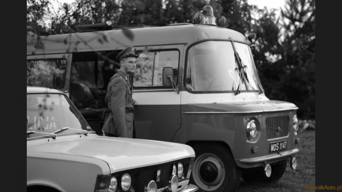 Milicja: Nysa 522. - KlassikAuto.pl