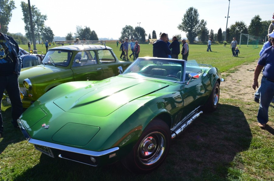 Chevrolet Corvette Sting Ray Seria 194 Convertible - KlassikAuto.pl