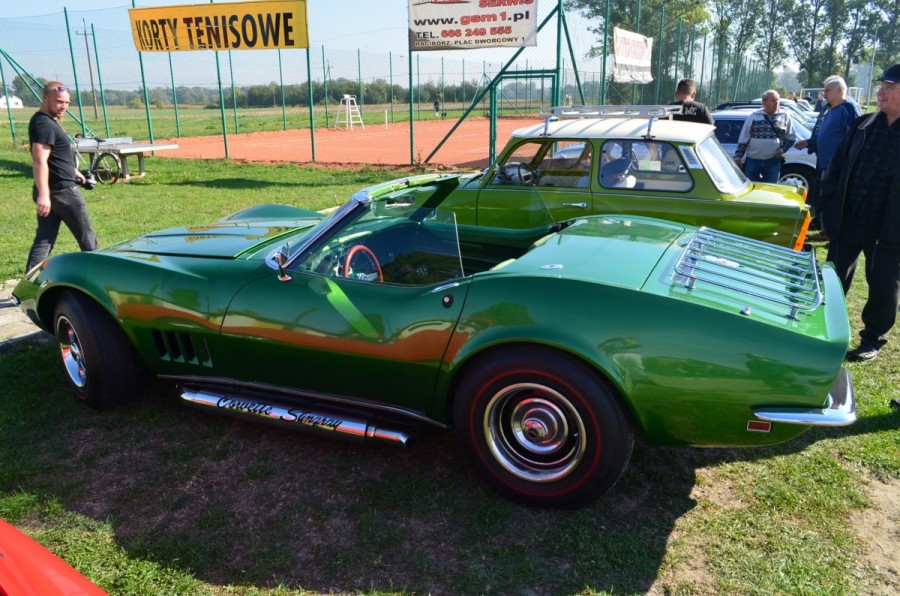 Chevrolet Corvette Sting Ray Seria 194 Convertible - KlassikAuto.pl
