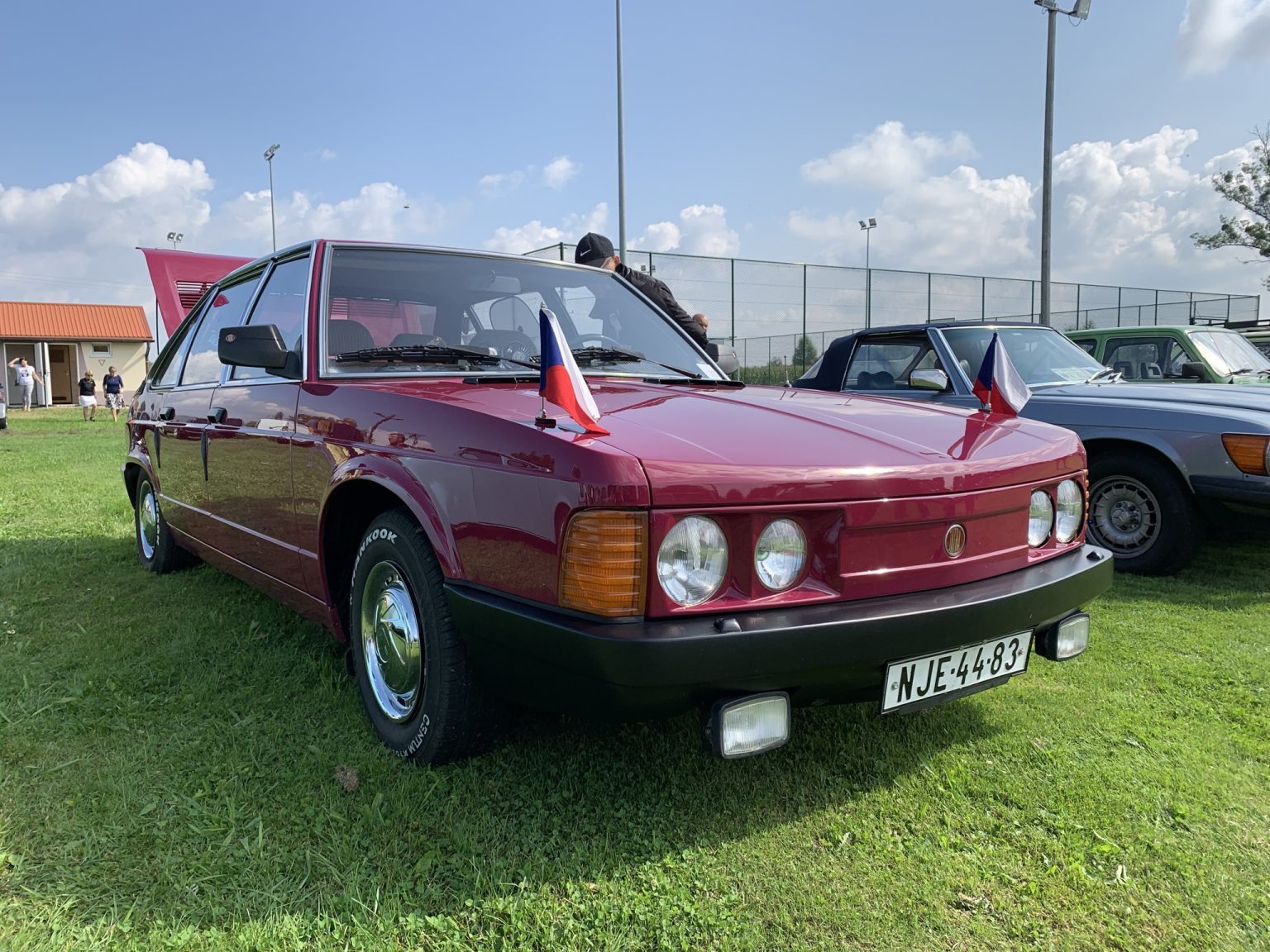Historia i dane techniczne TATRY 613 z 1979 roku - KlassikAuto.pl